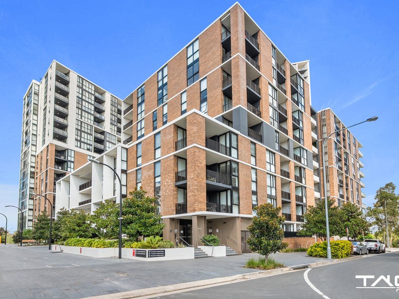 1027/1 Maple Tree Road, Westmead, NSW 2145 - Property Details