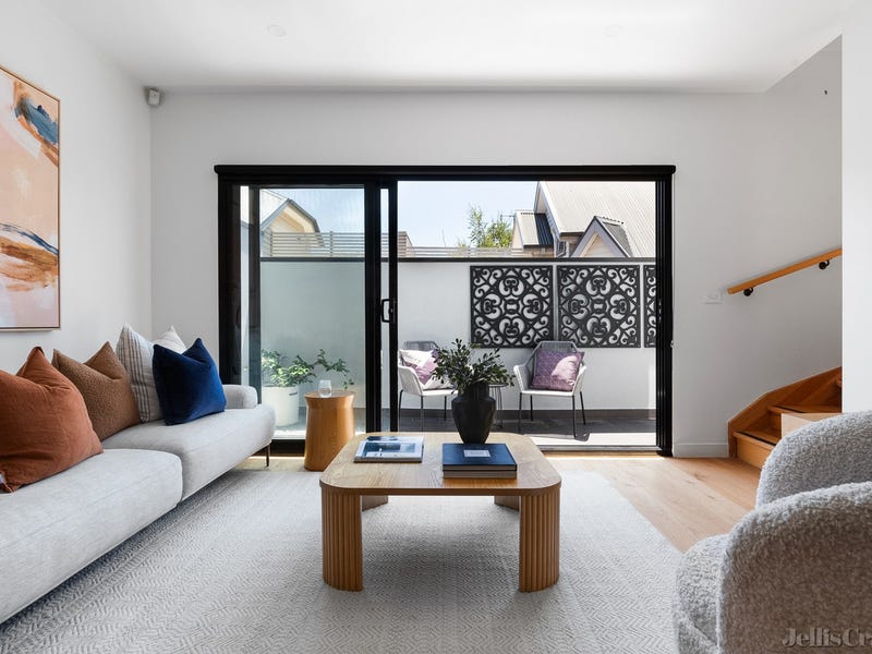 2/10 Millward Street, Brunswick, VIC 3056 - realestate.com.au