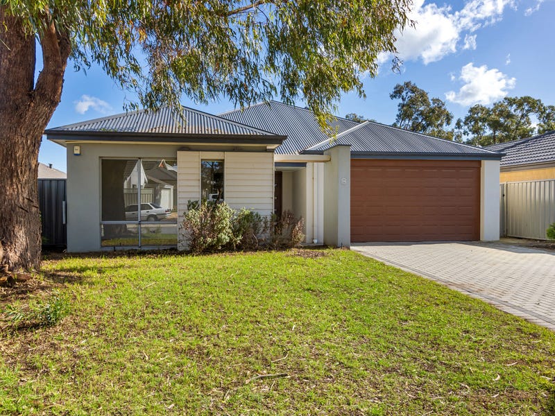 8 Craster Way, Wellard, WA 6170 - Property Details