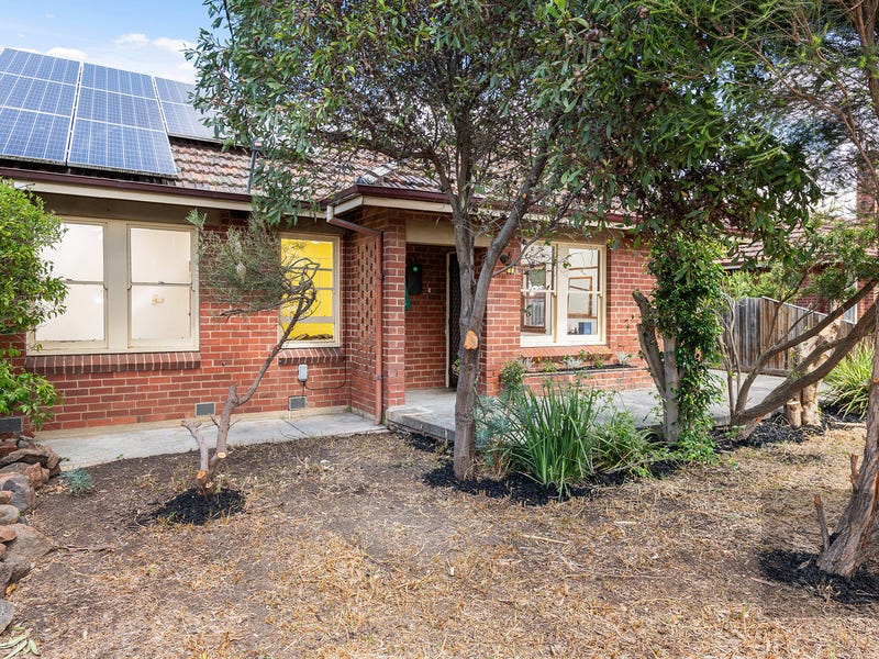 16 Ravenhall Street, Braybrook, Vic 3019 - Property Details