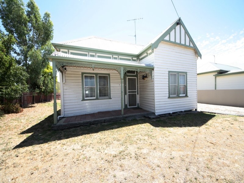15 Palk Street, Horsham, Vic 3400 - Property Details
