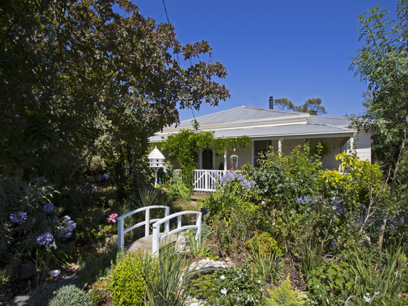 10 Roy Street, Loch, Vic 3945 - Property Details