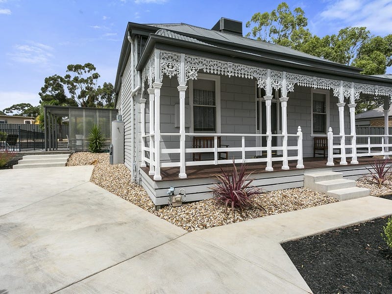 33 Pallett Street, Golden Square, VIC 3555 - realestate.com.au