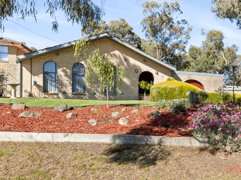 5 Link Avenue, Kilmore, Vic 3764 - Property Details