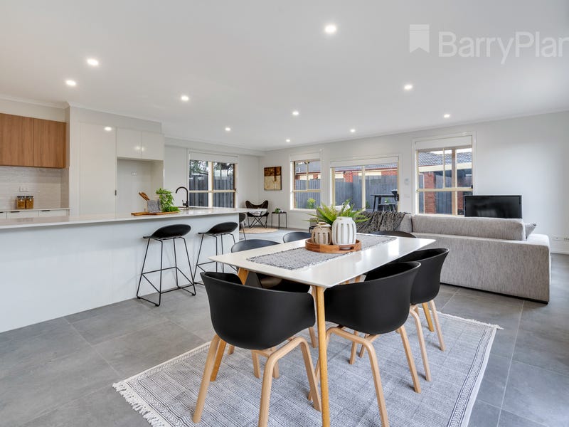 2 Sandover Drive, Roxburgh Park, VIC 3064 - realestate.com.au