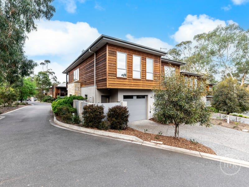 Real Estate & Property for Sale in Eltham North, VIC 3095 - realestate ...