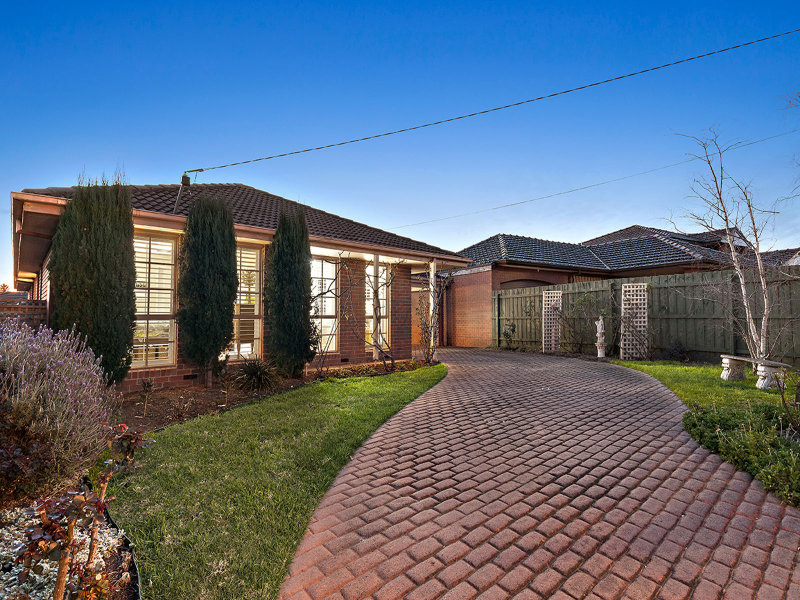 10 Alkira Close, Clarinda, VIC 3169 - realestate.com.au