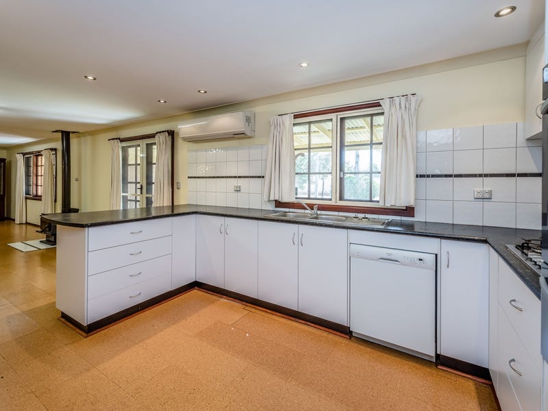 11 Jenark Road, Woorree, WA 6530 - realestate.com.au