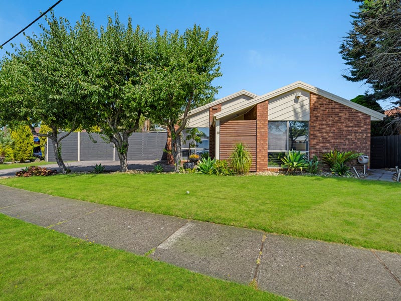 69 Rangeview Drive, Skye, Vic 3977 - Property Details