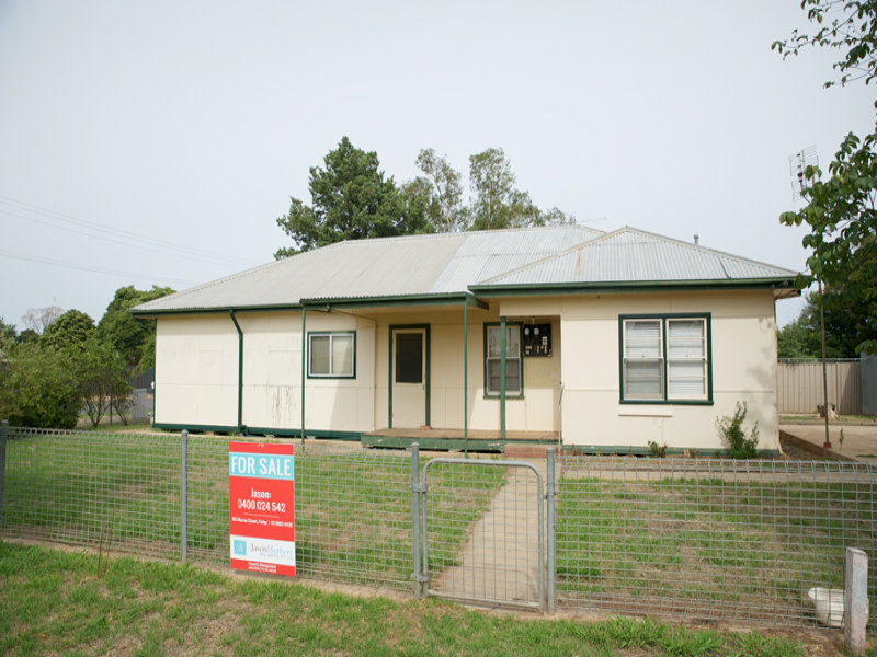 8 Atkinson St, Finley, NSW 2713 - Property Details