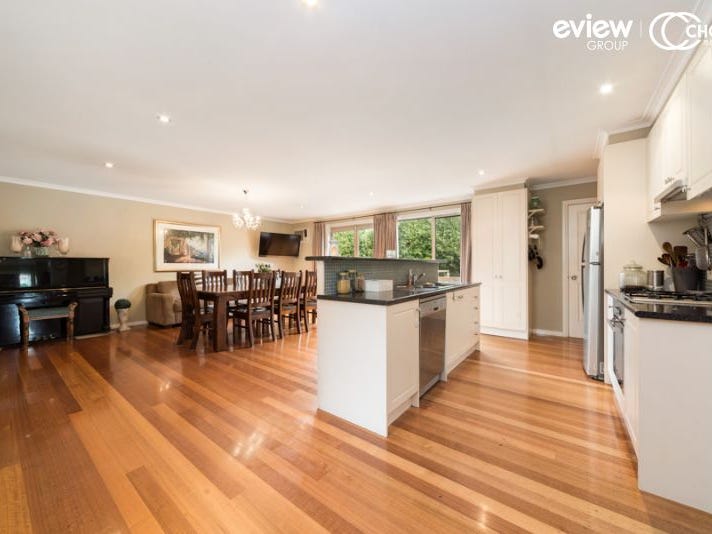 121 Golf Links Road, Berwick, Vic 3806 - Property Details