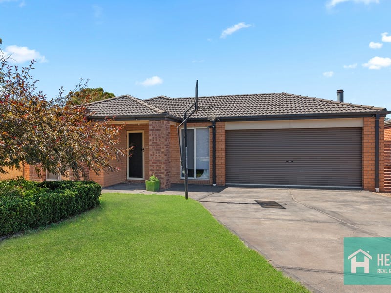 11 Almond Avenue, Wallan, Vic 3756 - Property Details