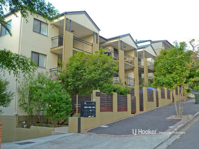4/327 Boundary Street, Spring Hill, QLD 4000 - realestate.com.au