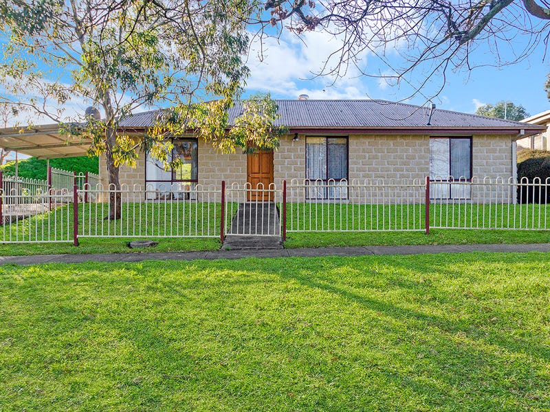7 GOLDSMITH STREET, Hamilton, Vic 3300 - Property Details