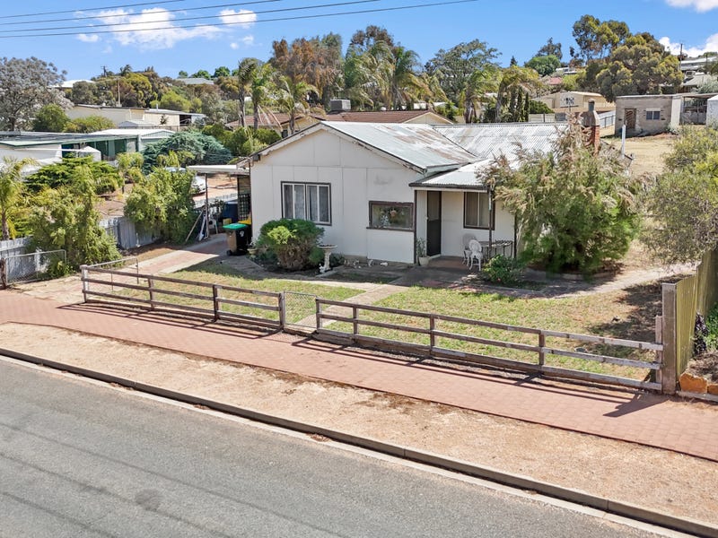 7 Railway Terrace, Paringa, SA 5340 - Property Details