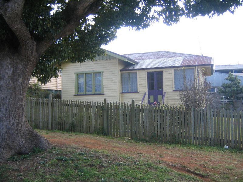 7 Grange Street, Toowoomba City, QLD 4350 - realestate.com.au