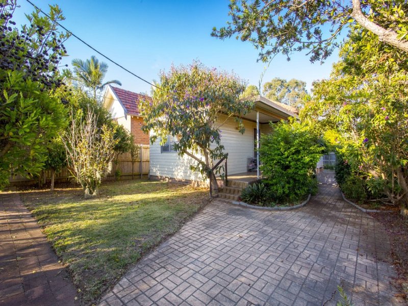 19 Picnic Point Road, Panania, NSW 2213 - Property Details