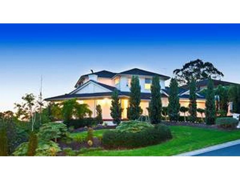 1 Moorside Rise, St Helena, VIC 3088 - realestate.com.au