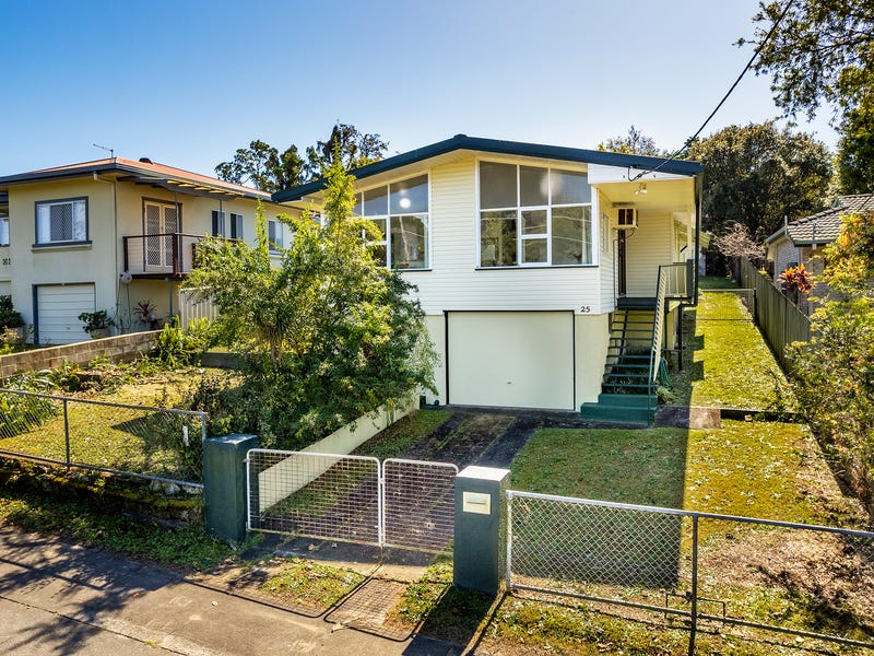 25 Cameron Street, Maclean, NSW 2463 - Property Details