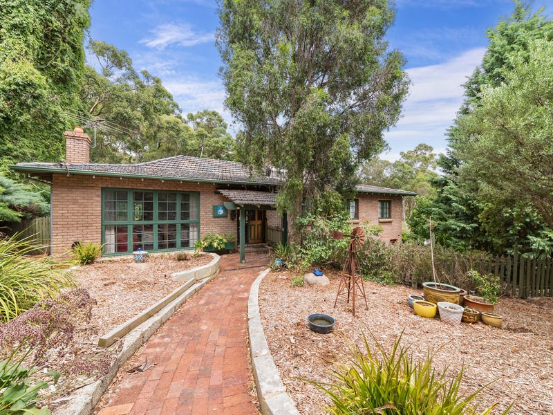 8 Allan Place, Darlington, WA 6070 - realestate.com.au
