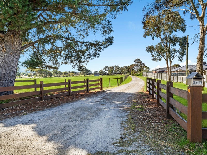 138 Pearcedale Road, Pearcedale, Vic 3912 - Property Details