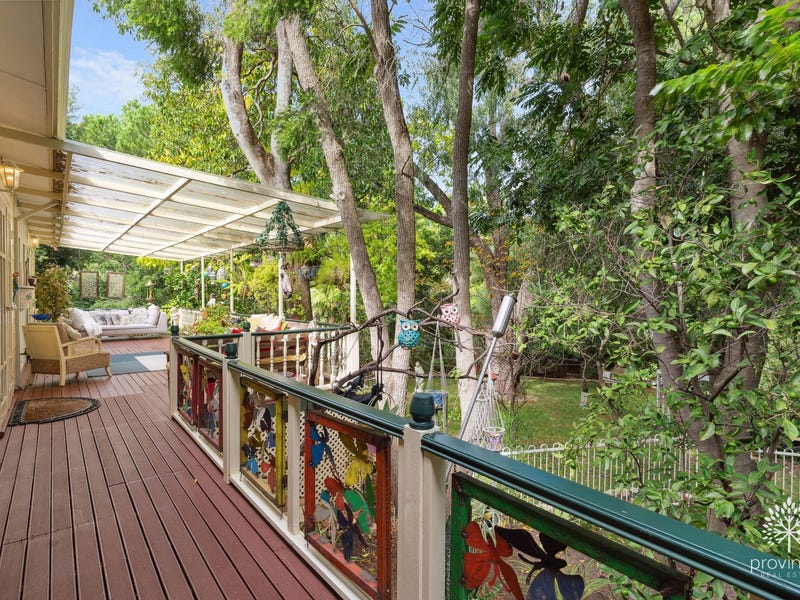 65 Falls Road, Lesmurdie, WA 6076 - Property Details