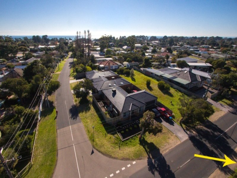 1 Broadway, Capel Sound, VIC 3940 - realestate.com.au
