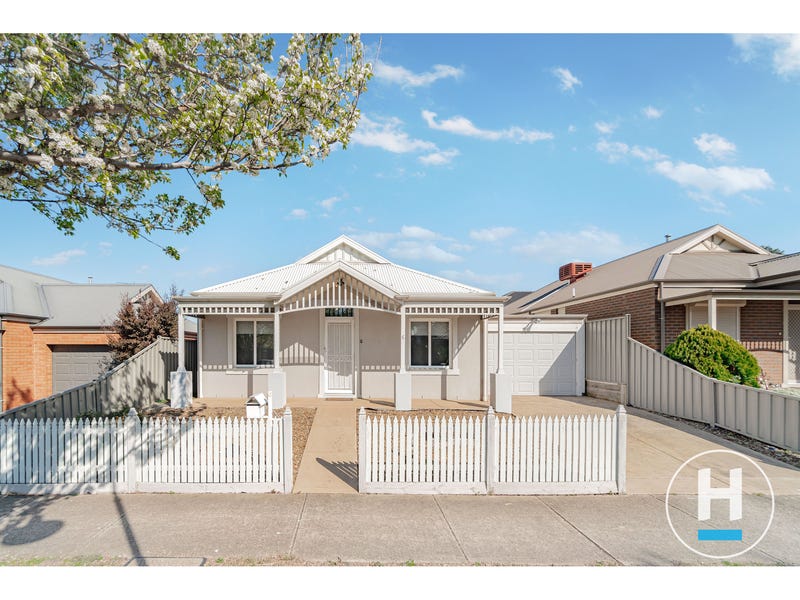 6 Treasury Place, Craigieburn, VIC 3064 - realestate.com.au