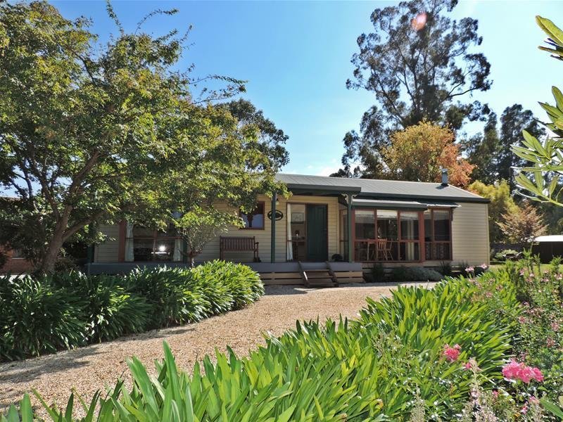 59 Cobden Street, Bright, VIC 3741 - realestate.com.au