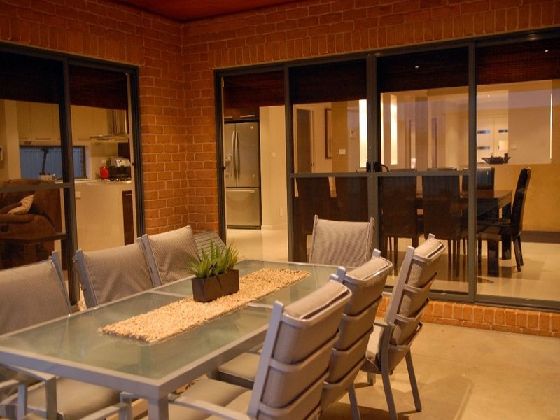 20 Calabria Road, Griffith, NSW 2680 - realestate.com.au