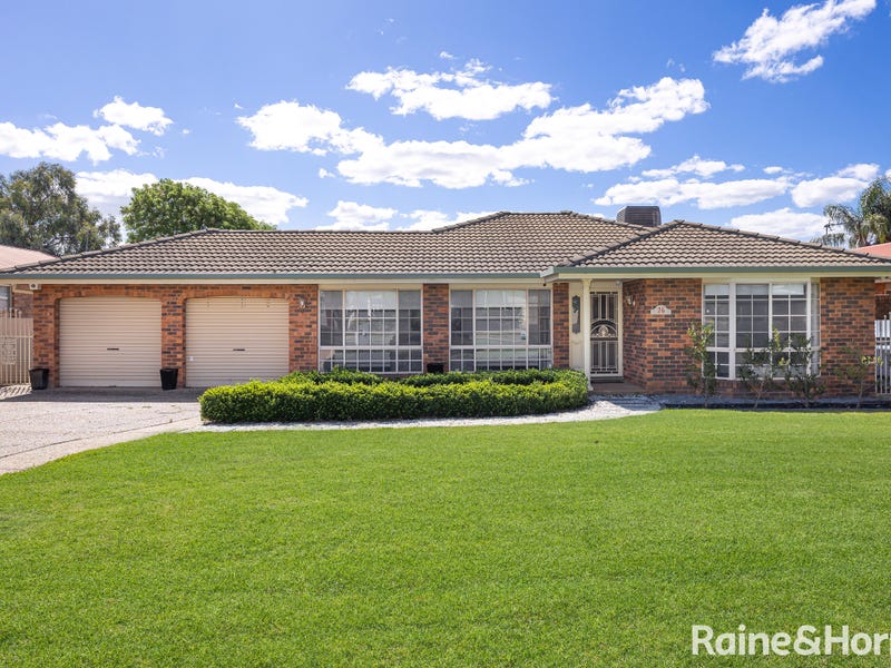 26 Overdale Drive, Bourkelands, NSW 2650 - realestate.com.au