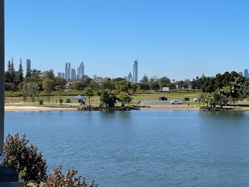62 3028 The Boulevard Carrara QLD 4211 Realestate au 62-3028-the-boulevard-carrara-qld-4211-realestate-au