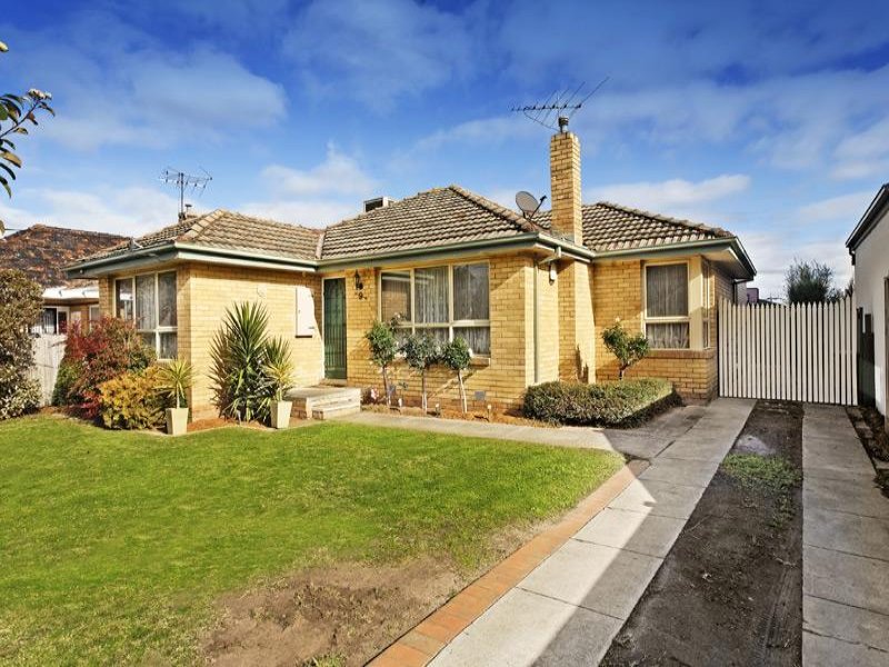 9 Grandison Grove, Oak Park, VIC 3046 - realestate.com.au