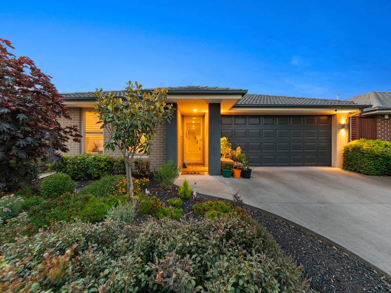 10 Gatsby Drive, Officer, Vic 3809 - Property Details
