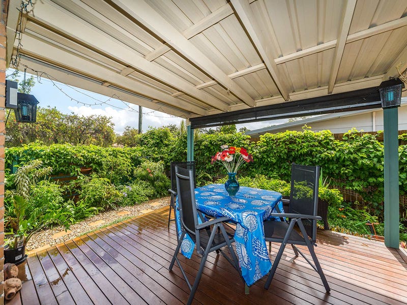 1/15 Gordon Street, Labrador, Qld 4215 - Property Details