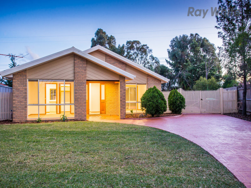 1 Tivoli Court, Keilor Lodge, VIC 3038 - realestate.com.au