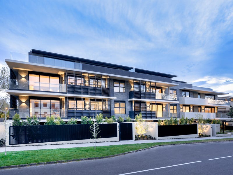 30 Springfield Avenue, Toorak, Vic 3142 - Property Details