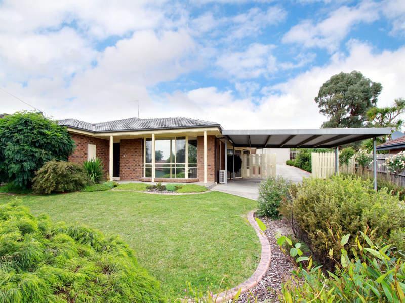 30 Scorpio Drive, Moe, VIC 3825 - realestate.com.au