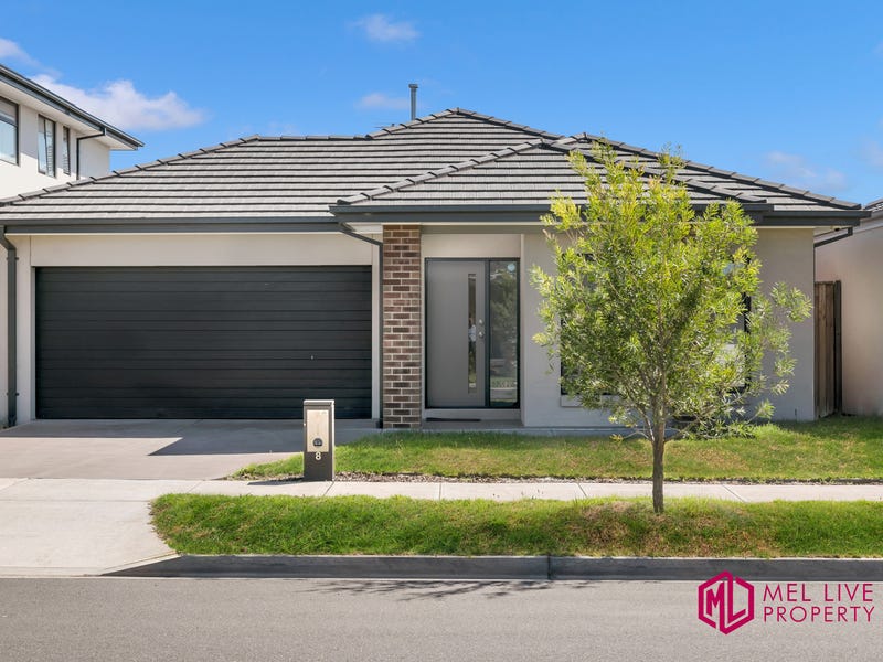 8 Walker Way, Berwick, Vic 3806 - Property Details