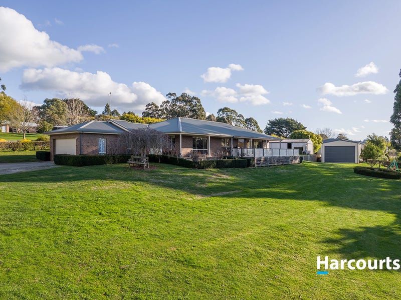 2 Muirhead Close, Warragul, Vic 3820 - Property Details