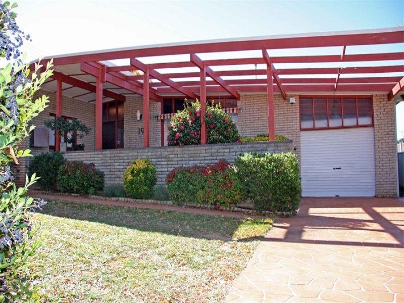 19 Dawson Street, Curtin, ACT 2605 - realestate.com.au