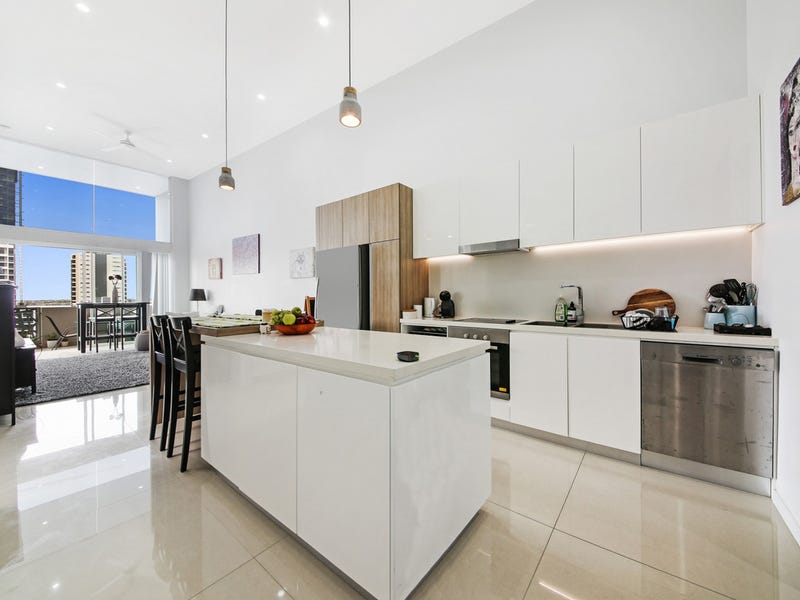 701/26 Gray Street, Southport, Qld 4215 - Property Details