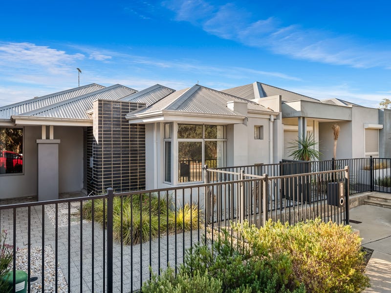 171 Lake Valley Drive, Lakelands, WA 6180 - Property Details