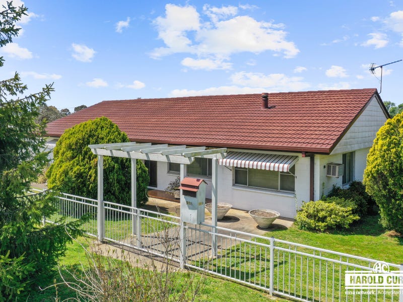 118 Cowper Street, Tenterfield, NSW 2372 - Property Details