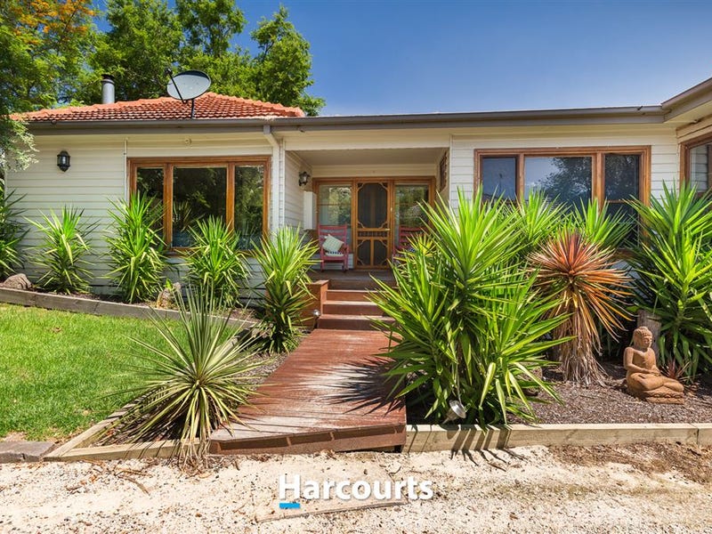 24 Lyle Avenue, Beaconsfield, VIC 3807 - realestate.com.au