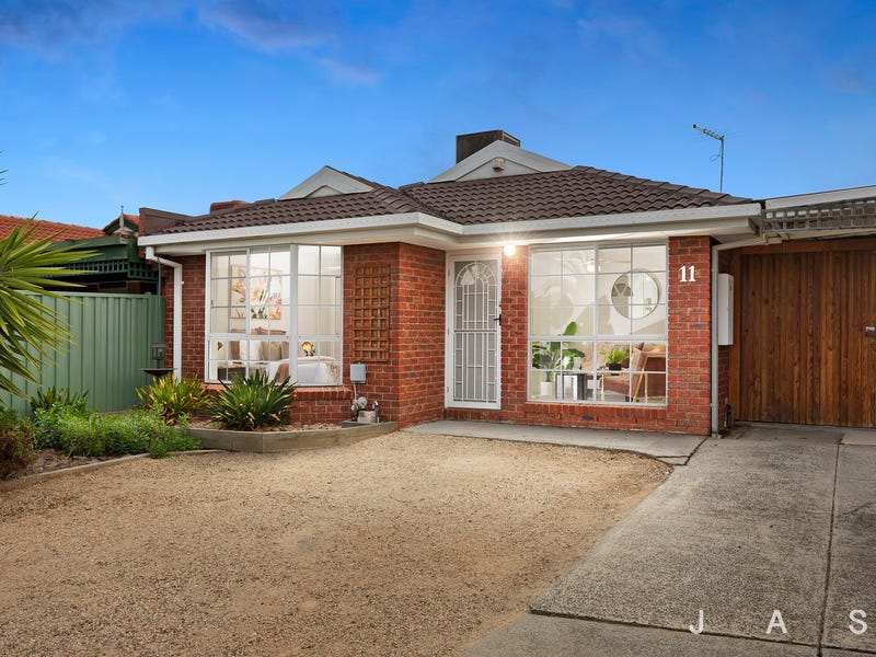 11 Barley Court, Delahey, Vic 3037 - Property Details