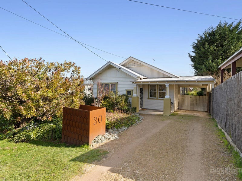 30 Duke Street, Daylesford, VIC 3460 - realestate.com.au