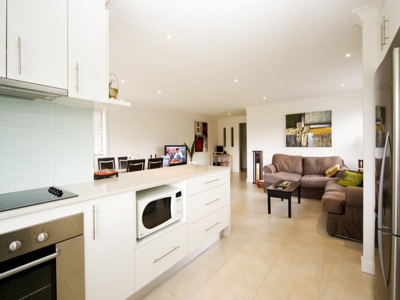 12/16 'Palm Trees', St Kilda Avenue, Broadbeach, Qld 4218 - Property ...