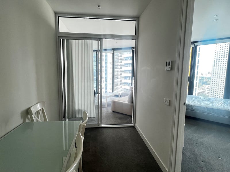 2101/105 Clarendon Street, Southbank, VIC 3006 - realestate.com.au