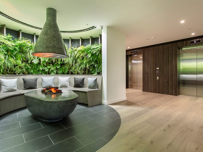 102/5 Elgar Court, Doncaster, Vic 3108 - Property Details